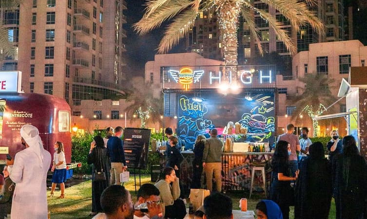 15 Burger Places in Dubai to Embrace Your Taste Buds!