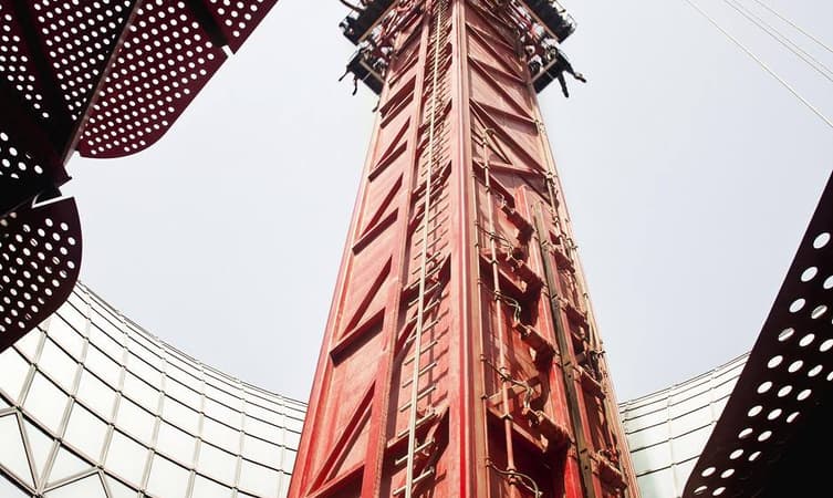 10 Thrilling Rides in the Ferrari World That You Must Experience!