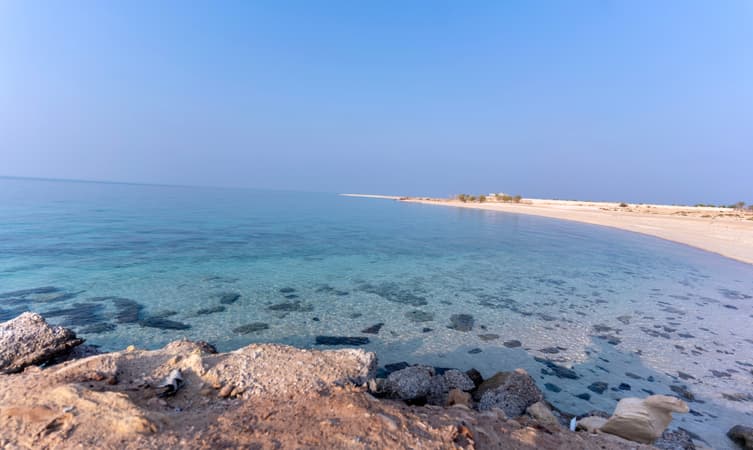 13 Islands in Abu Dhabi That Are Too Mesmerizing To Skip!