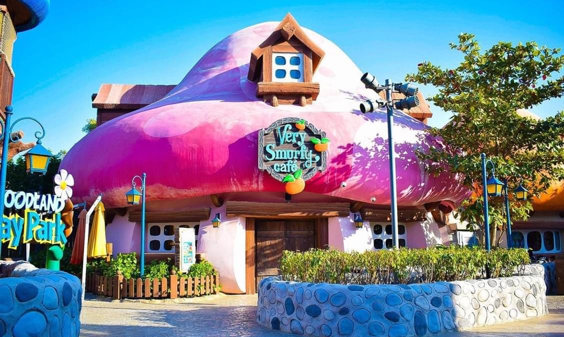 8 Motiongate Restaurants You Need to Give A Try in