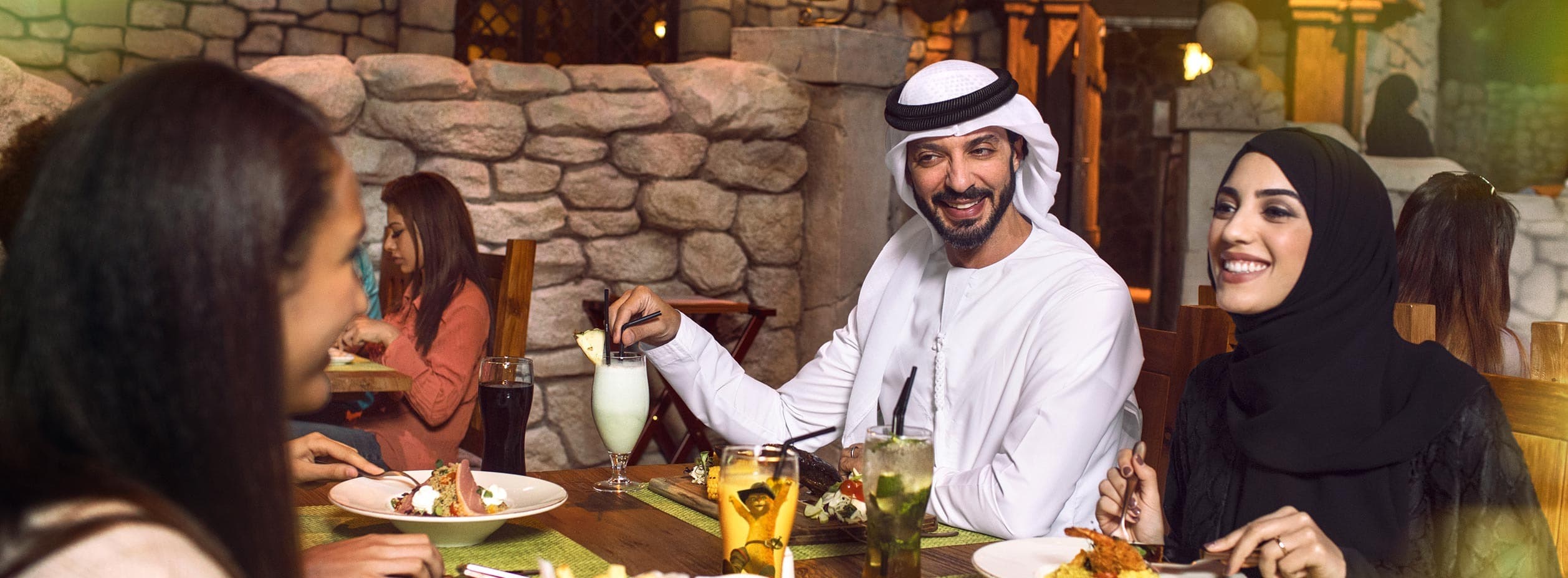 8 Motiongate Restaurants You Need to Give A Try in