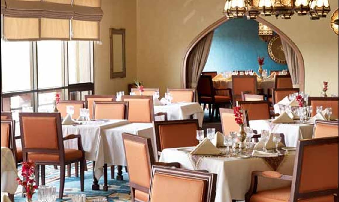 25 Best Restaurants in Deira To Satisfy your Cravings!