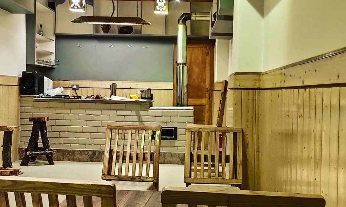15 Cafes in Leh Which Offers You A Mouthwatering Food!