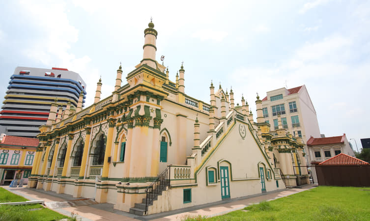 20 Mosques in Singapore To Understand Its History And Heritage!