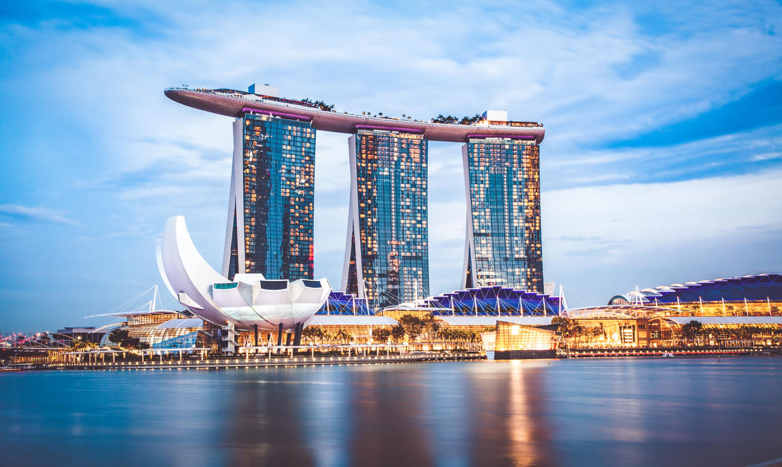 15 Landmarks in Singapore You Must Visit At Least Once in 2025