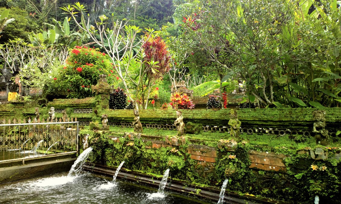 10 Natural Hot Springs in Bali for a relaxing experience!!