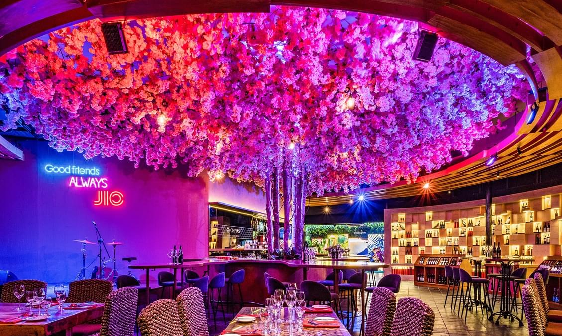 15 Sky Dining Places in Kuala Lumpur With Stunning Views!