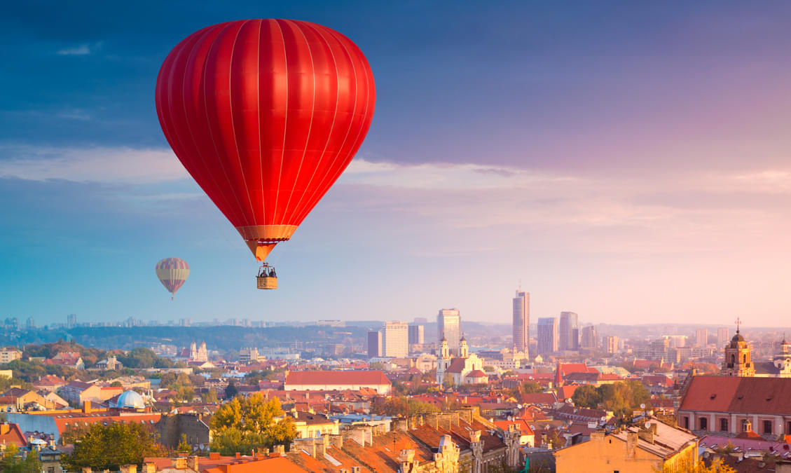 12 Places For Hot Air Balloon Ride in Europe For A Scenic View