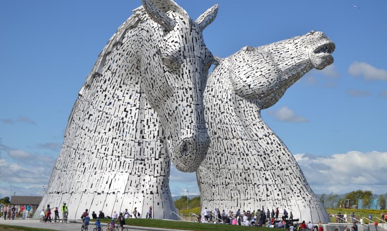 20 Places To Visit Near Edinburgh For A Wholesome Expedition