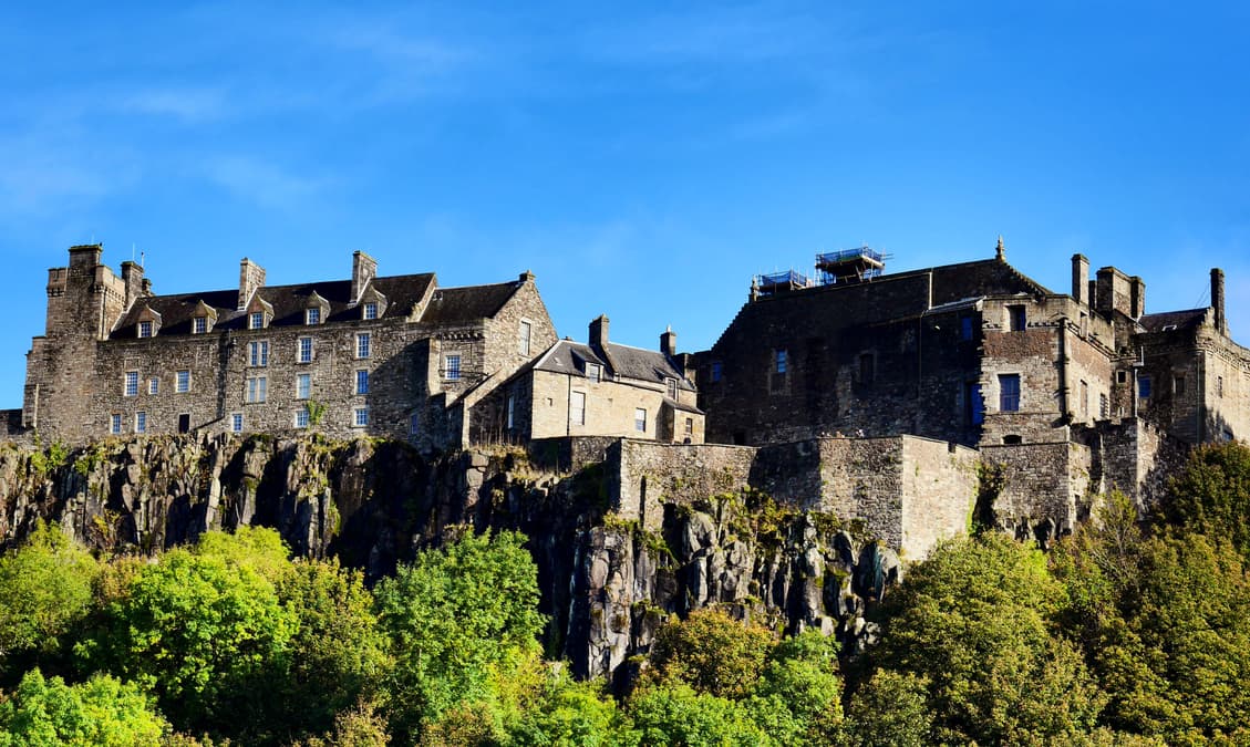 20 Places To Visit Near Edinburgh For A Wholesome Expedition
