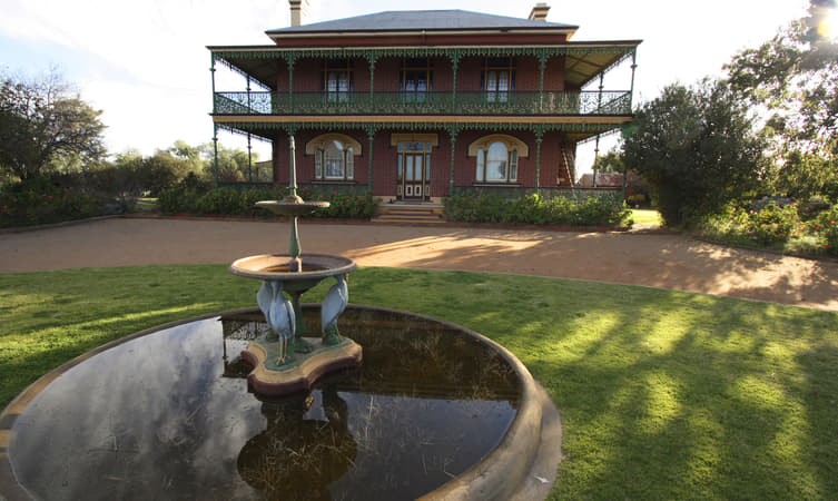 10 Haunted Places in Australia That You Must Not Visit Alone!