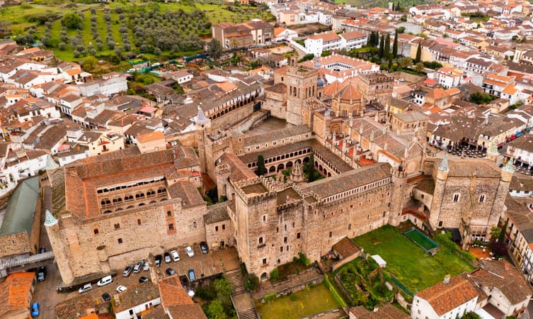 Top 10 Churches in Barcelona That You Can't Miss!