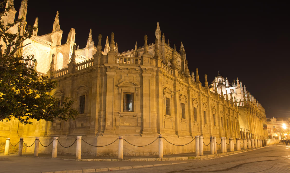 Seville In February: How to Plan Your Trip & Things to Do!