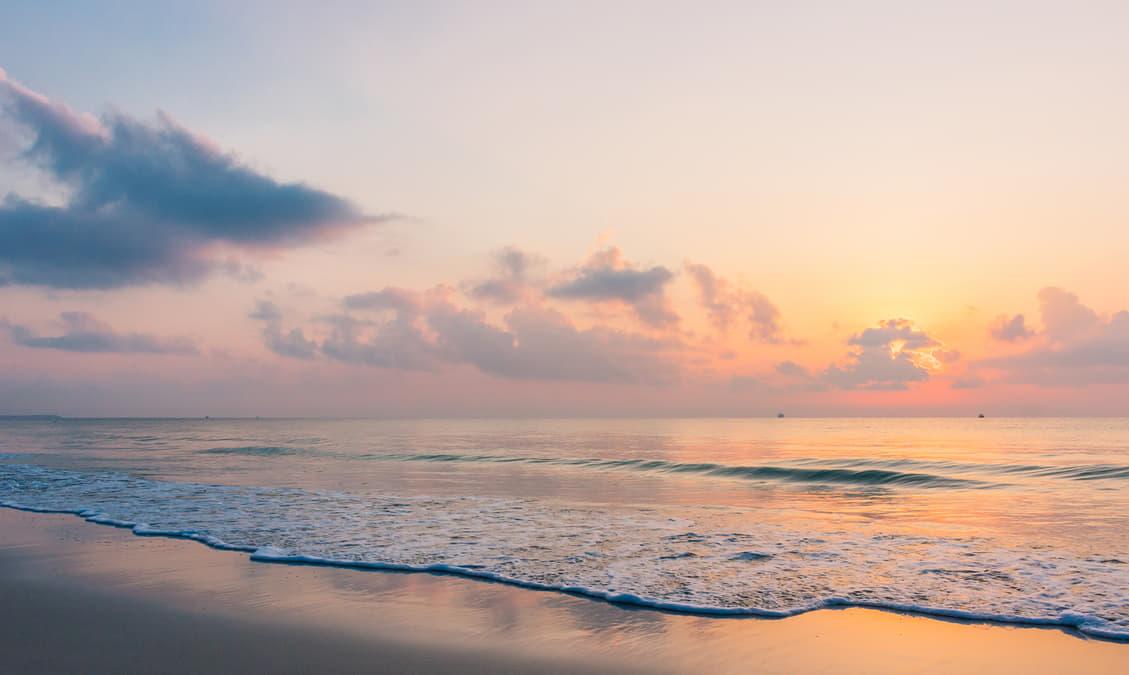 13 Beaches In Valencia For A Perfect Seaside Day Out In 2025!