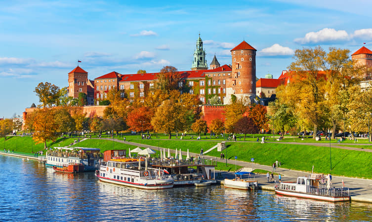 Poland in Winter: Weather, What to Pack & Places to Visit!