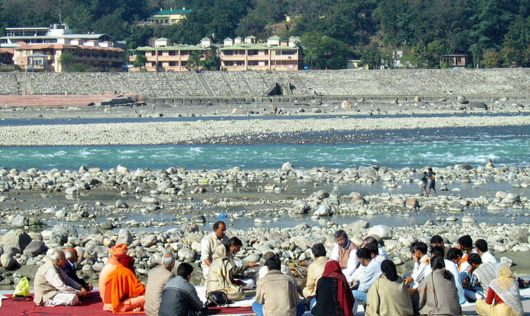 7 Ghats In Rishikesh To Visit For Ganga Snan
