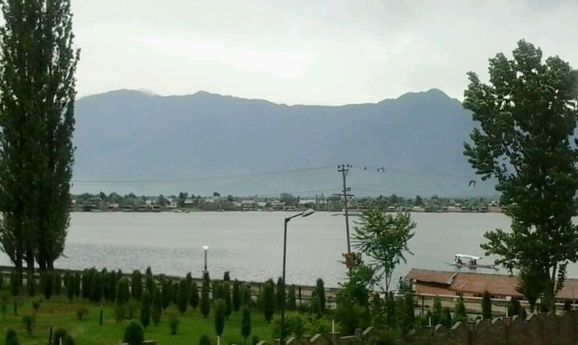 Gulmarg in May: Weather, How to Reach & Places to Visit