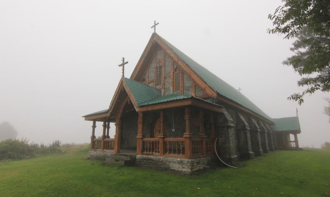 Gulmarg in May: Weather, How to Reach & Places to Visit