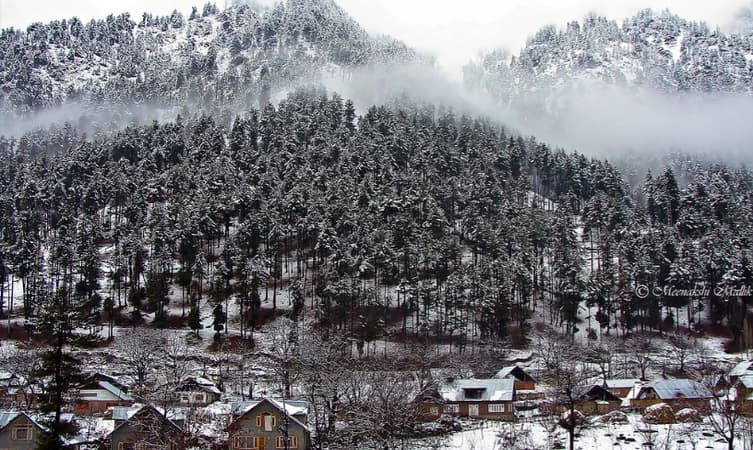 Pahalgam In December: Weather, Activities, Attractions & More!