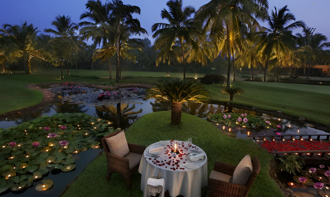 12 Romantic Places For Candle Light Dinner In Goa!