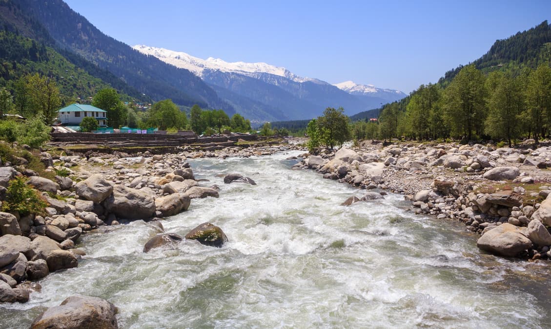 15 Must-Visit Hill Stations Near Jammu for a Perfect 2025 Trip!