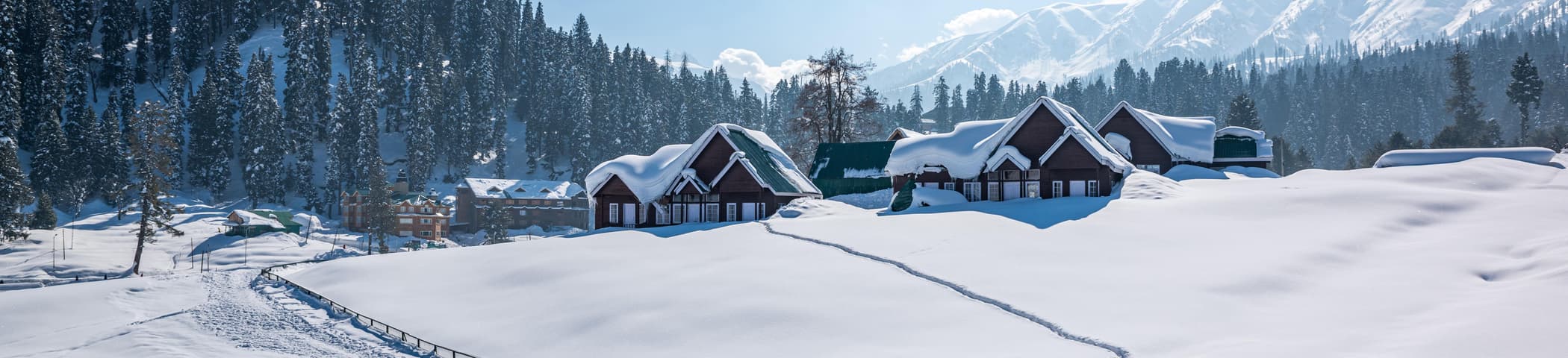 Gulmarg in April: Weather, What to Pack & Things to do
