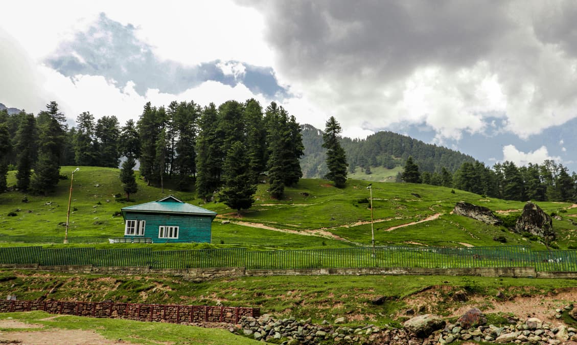 Pahalgam in June | Weather, What to Pack & Activities to Do!