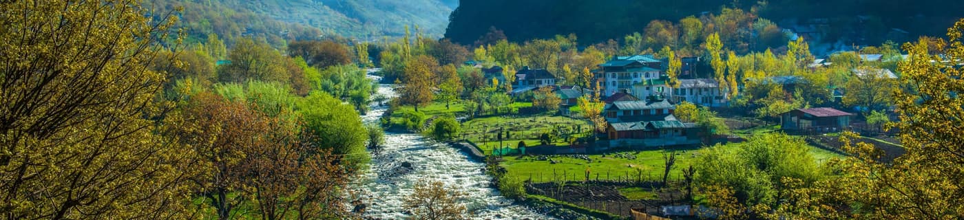 Pahalgam in April | Weather, What to Pack & Activities to Do!