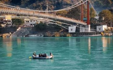 How to Reach Rishikesh by Flight, Train, and Road | Travel Tips!
