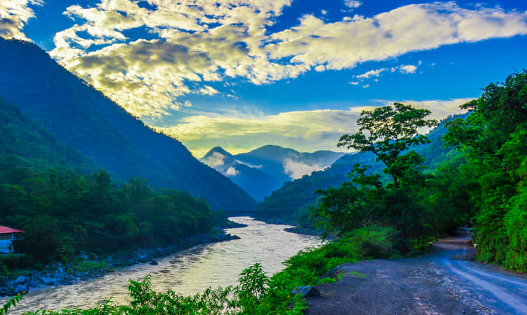 20 Places to Visit Near Gurgaon in December - Best Winter Trips